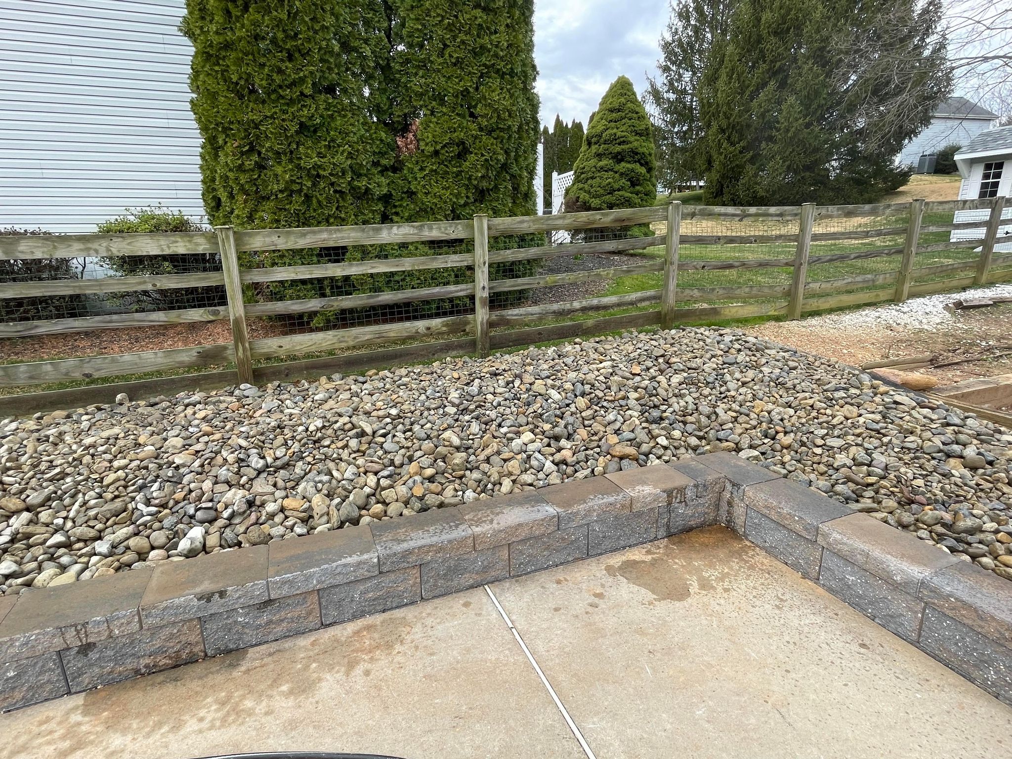 Landscaping with Rock instead of Mulch